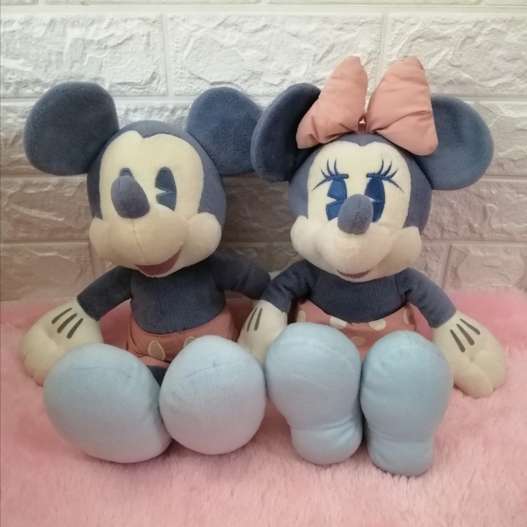 Rare Mickey and Minnie Mouse Couple Set, Hobbies & Toys, Toys & Games ...