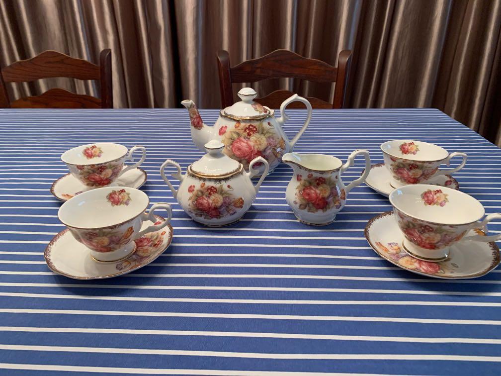 Traditional Floral Pattern Tea Set, Furniture & Home Living ...