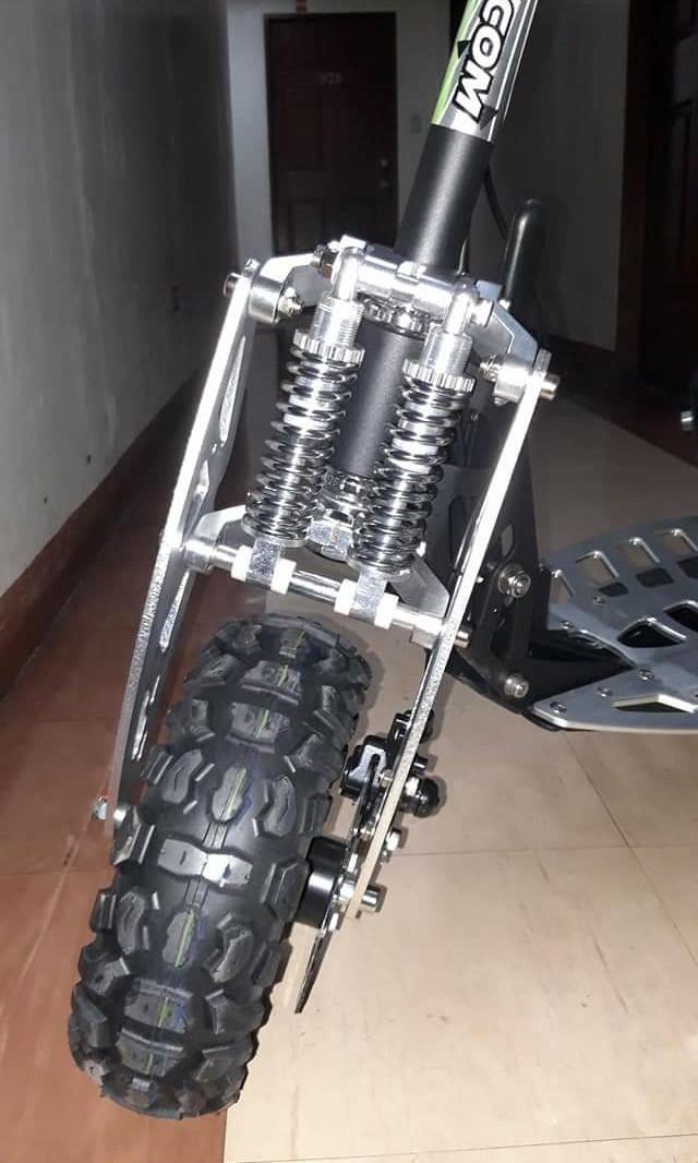 UBER EVO 71cc 2stroke Gas Foldable scooter, Sports Equipment, Sports ...