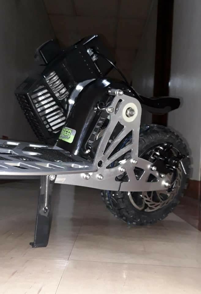 UBER EVO 71cc 2stroke Gas Foldable scooter, Sports Equipment, Sports ...