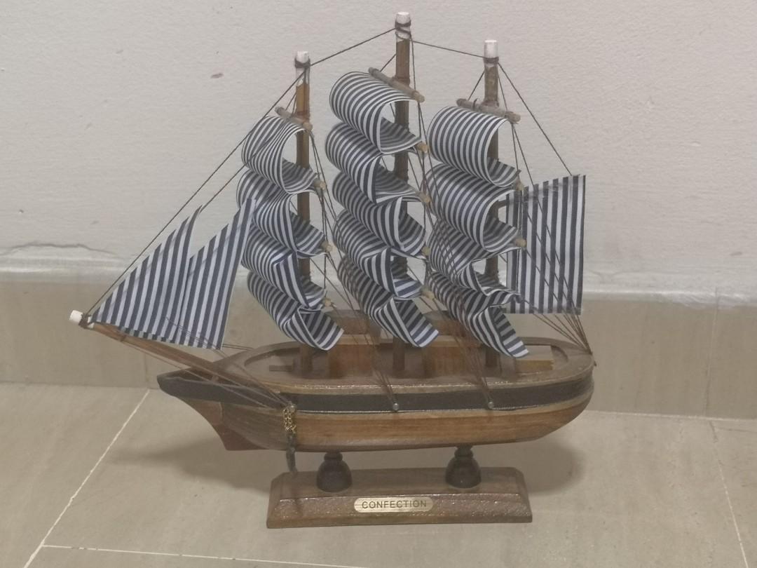 Confection ship model, Hobbies & Toys, Memorabilia & Collectibles ...