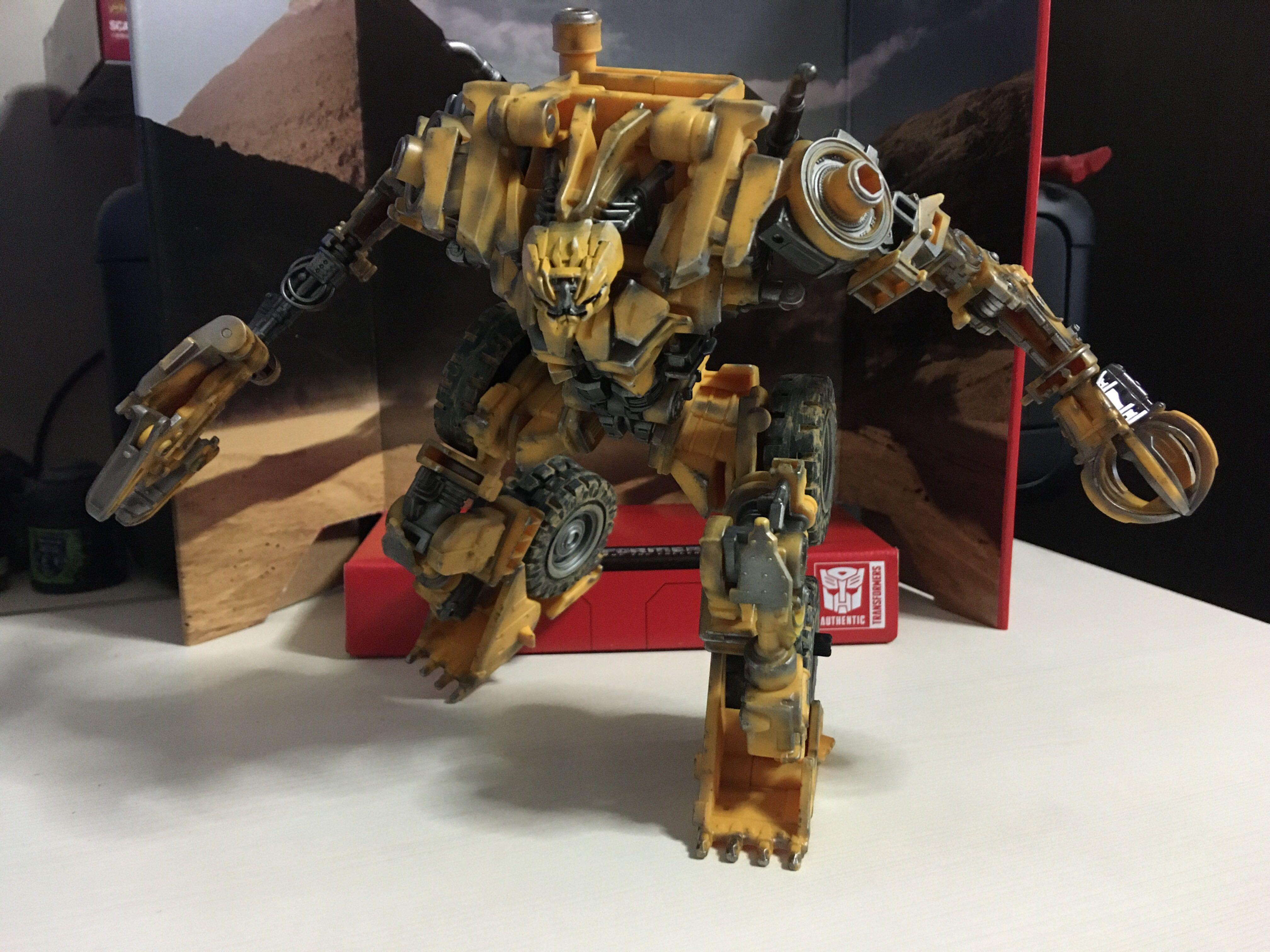 [Custom] Transformers Studio Series Revenge of the Fallen Scrapper ...