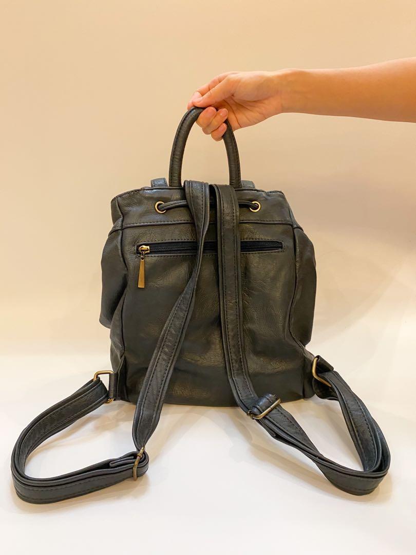 Taiwan Backpack 台灣製背囊, 女裝, 手袋及銀包, 背囊 - Carousell