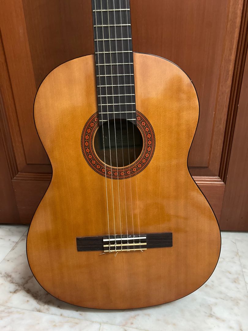 Yamaha C340 Classical Guitar, Hobbies & Toys, Music & Media, Musical ...