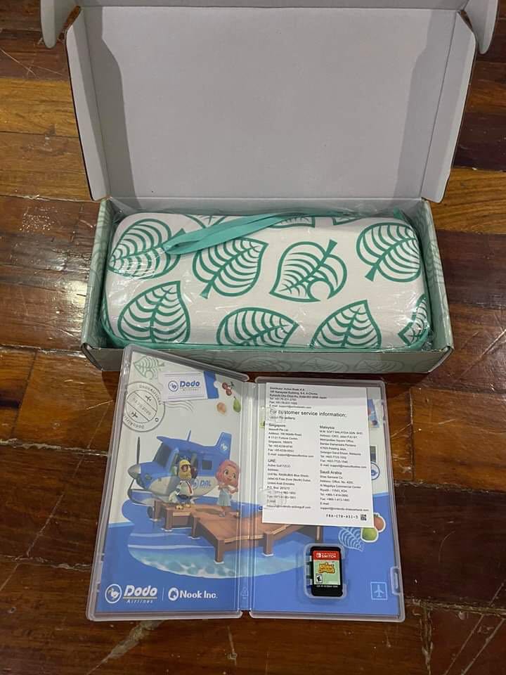 Acnh bag with game and pokemon sword, Video Gaming, Video Games ...