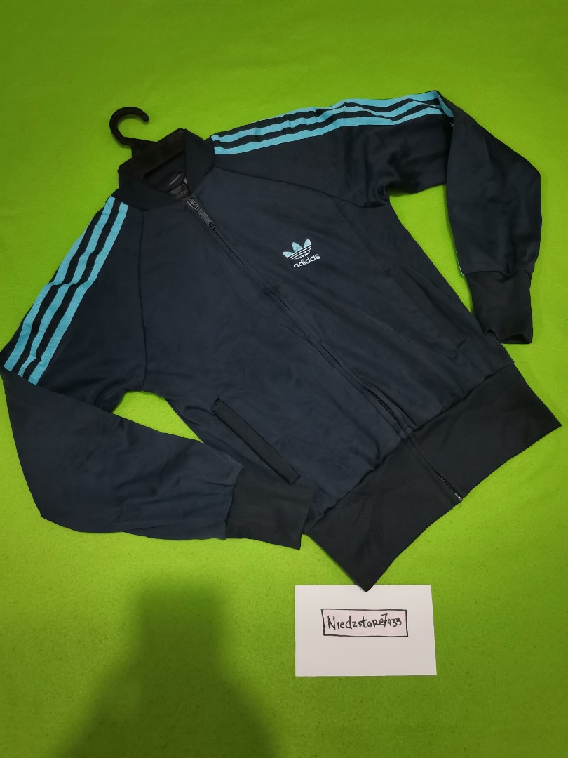Adidas bunga tracktop original, Men's Fashion, Activewear on Carousell