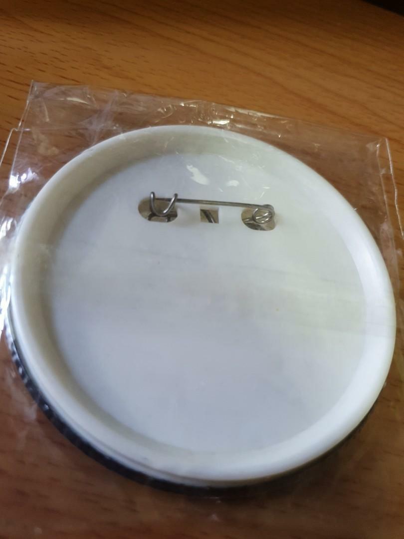 BNIP Sword Art Online SAO Pin Badge, Hobbies & Toys, Memorabilia ...