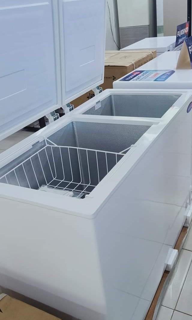 Brand New Fujidenzo Solid Top Chest Freezer Dual Compartment FRC 105A, TV & Home Appliances ...