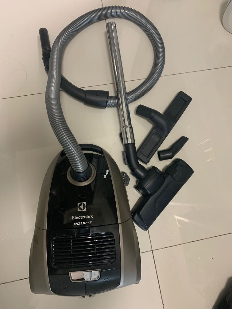 Electrolux Vacuum Cleaner, TV & Home Appliances, Vacuum Cleaner ...