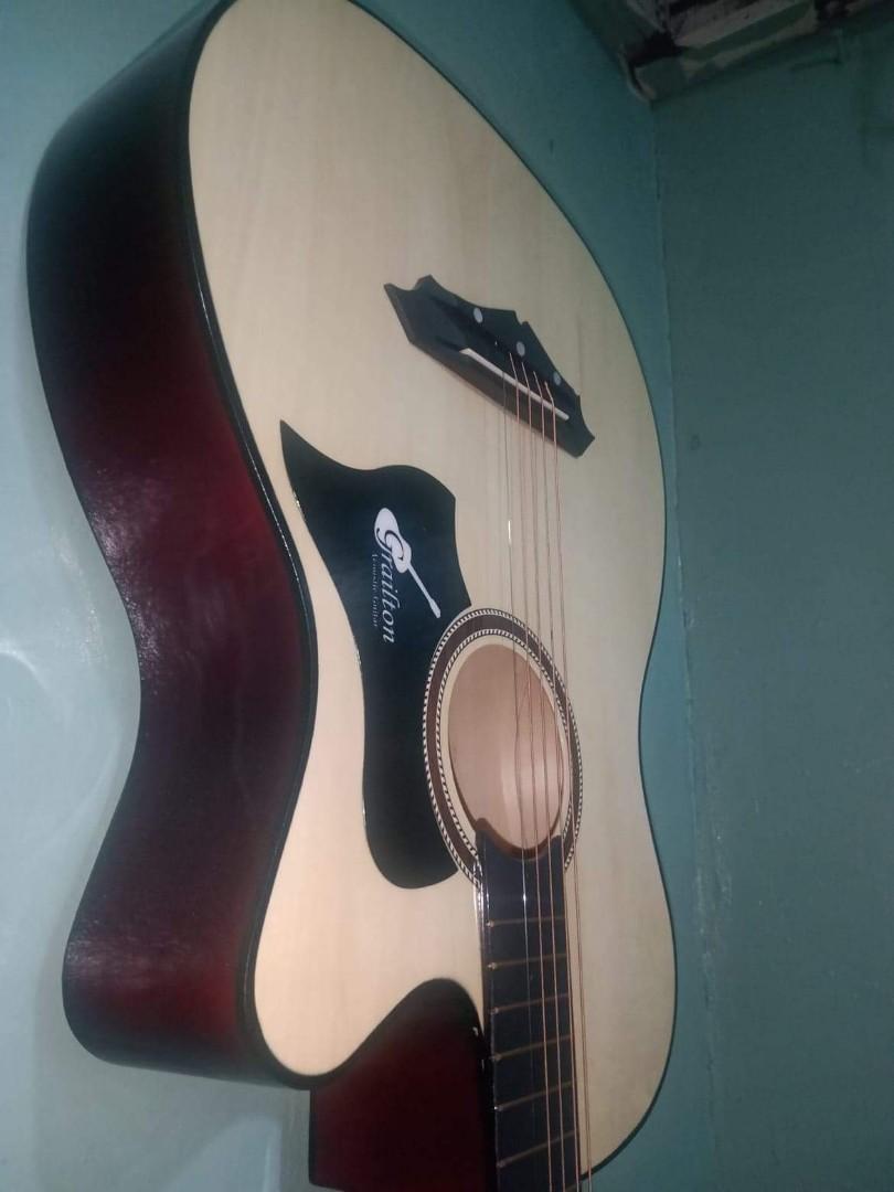 Grailton Guitar 38", Hobbies & Toys, Music & Media, CDs & DVDs on Carousell