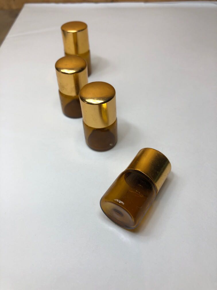 Perfume Sample container, Beauty & Personal Care, Fragrance ...