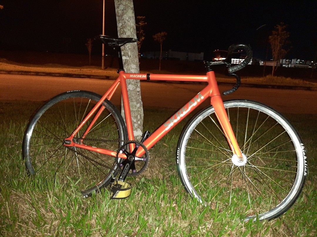 Skream magnum 20, Sports Equipment, Bicycles & Parts, Bicycles on Carousell