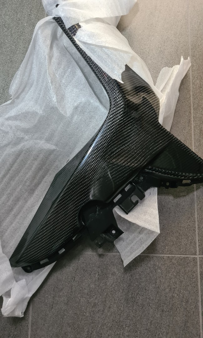 Xmax 300 Carbon kevlar (Side panel yamaha logo), Motorcycles ...