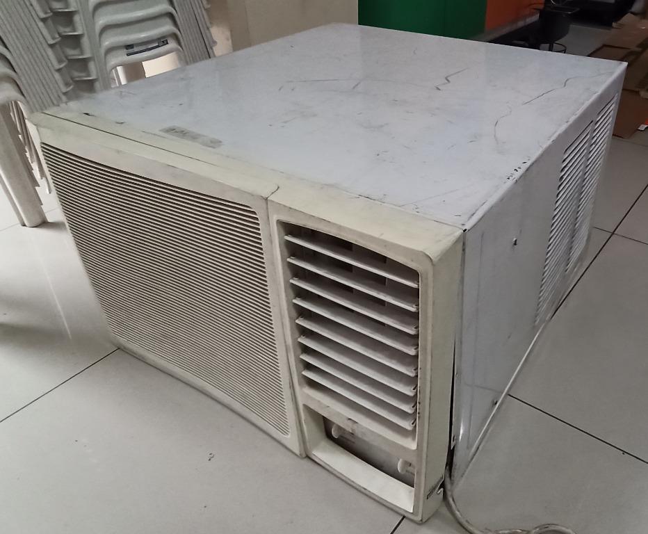 Condura Window type 2HP, TV & Home Appliances, Air Conditioning and ...