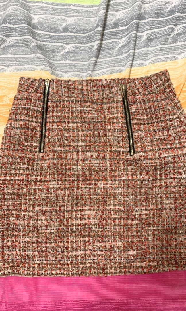 Limited edition: (HQ) CLN detailed skirt, Women's Fashion, Bottoms ...
