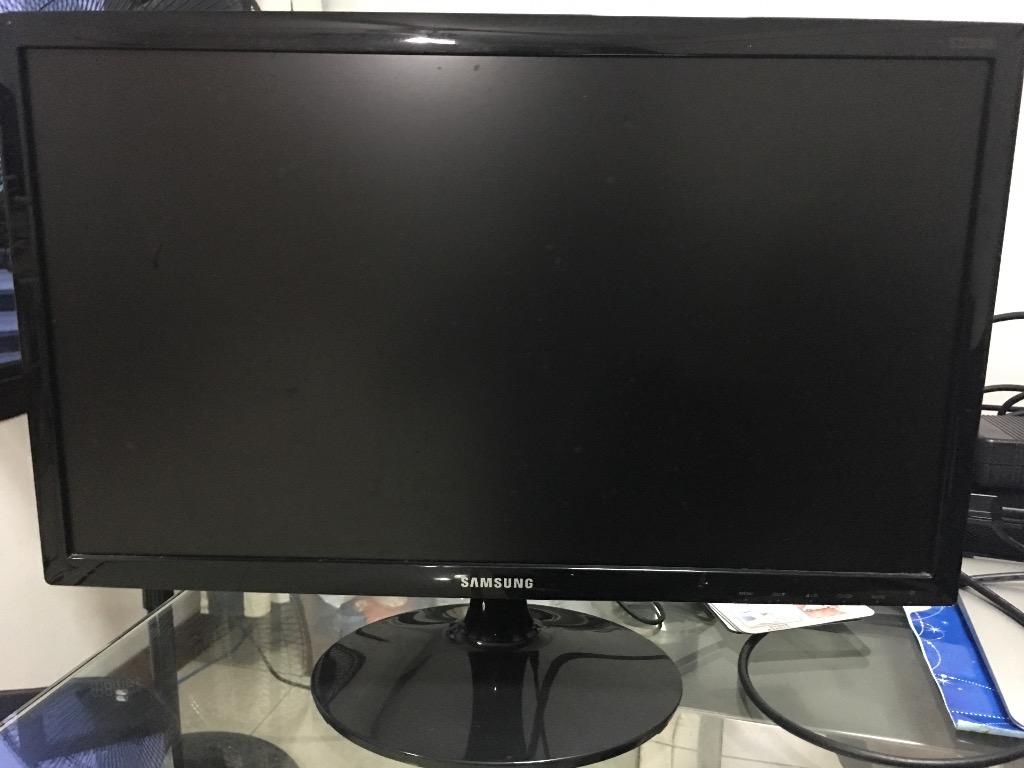 SAMSUNG 22 monitor screen with HDMI and VGA, Computers & Tech, Parts ...