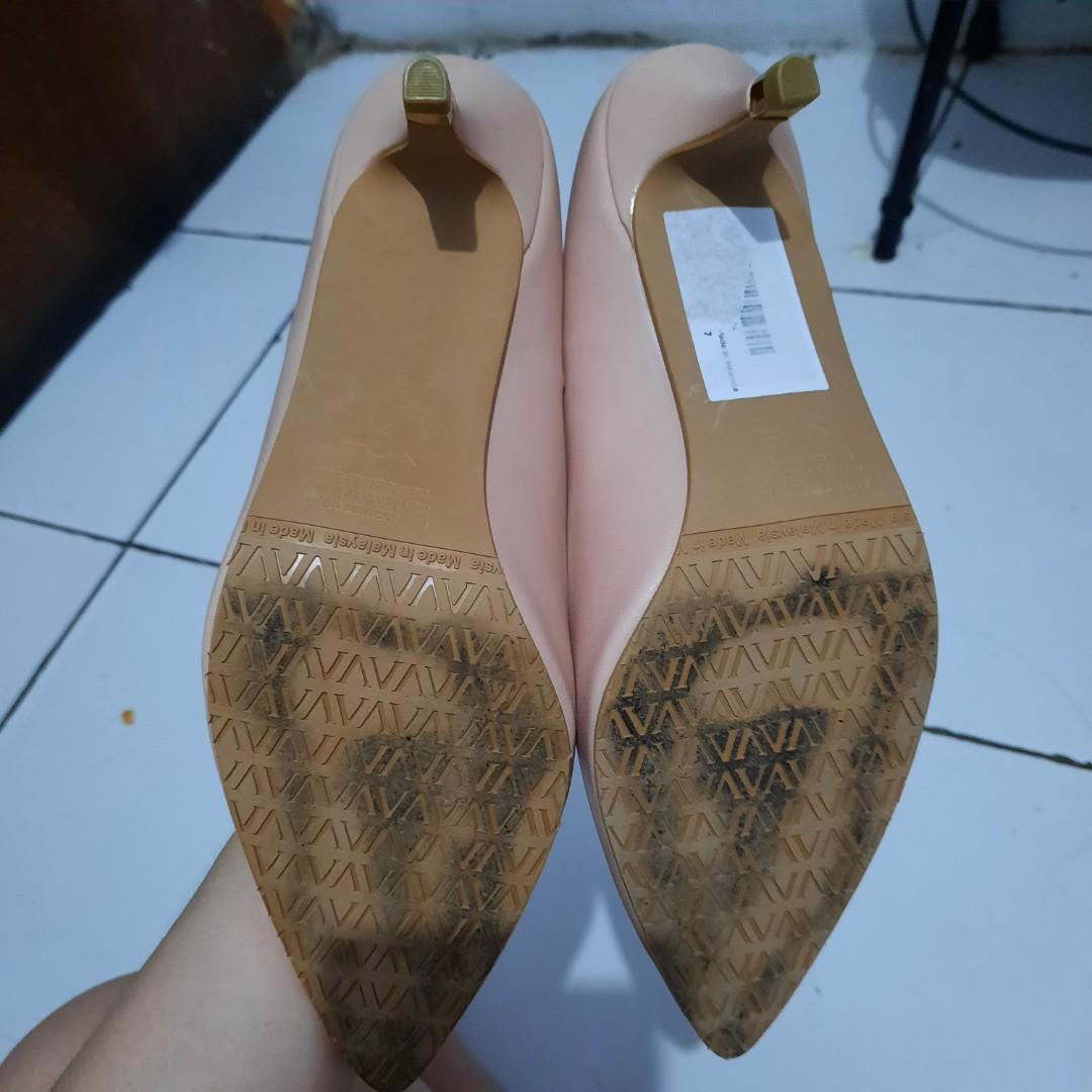 Sepatu VNC, Fesyen Wanita, Sepatu di Carousell