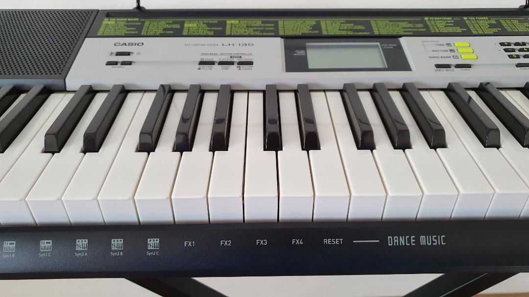 Casio Lk 135 Keyboard Hobbies And Toys Music And Media Musical Instruments On Carousell