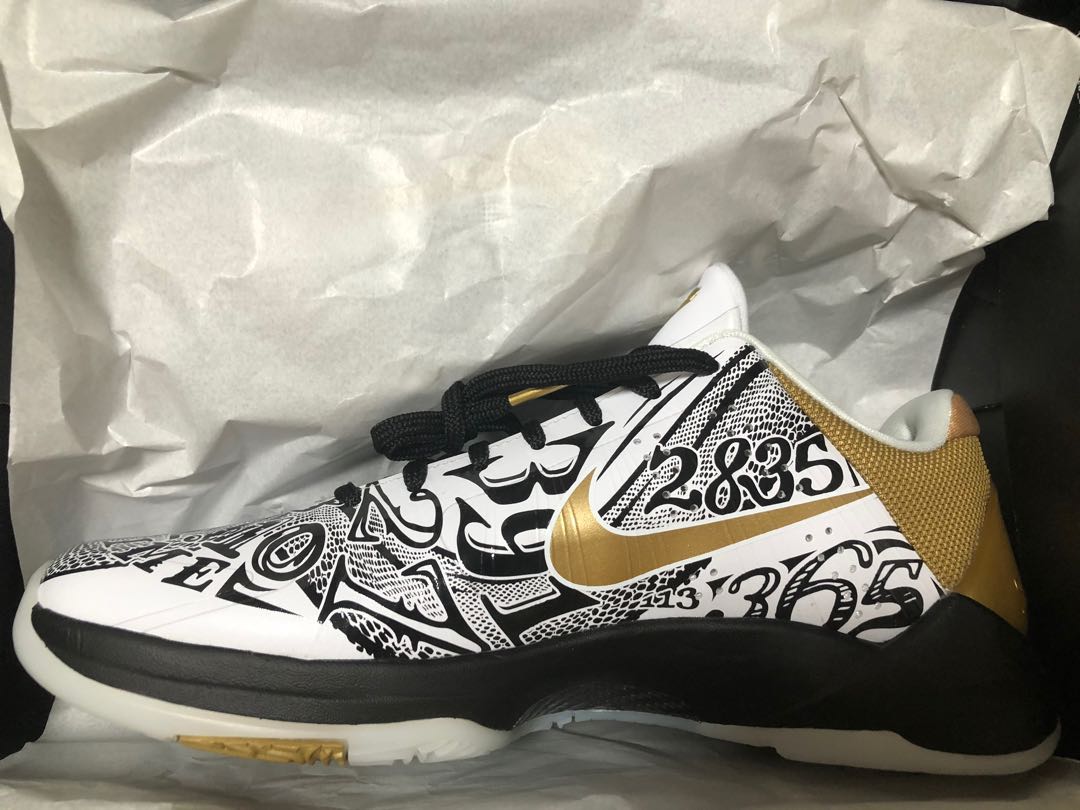 Kobe 5 proto Big stage, Men's Fashion, Footwear, Sneakers on Carousell