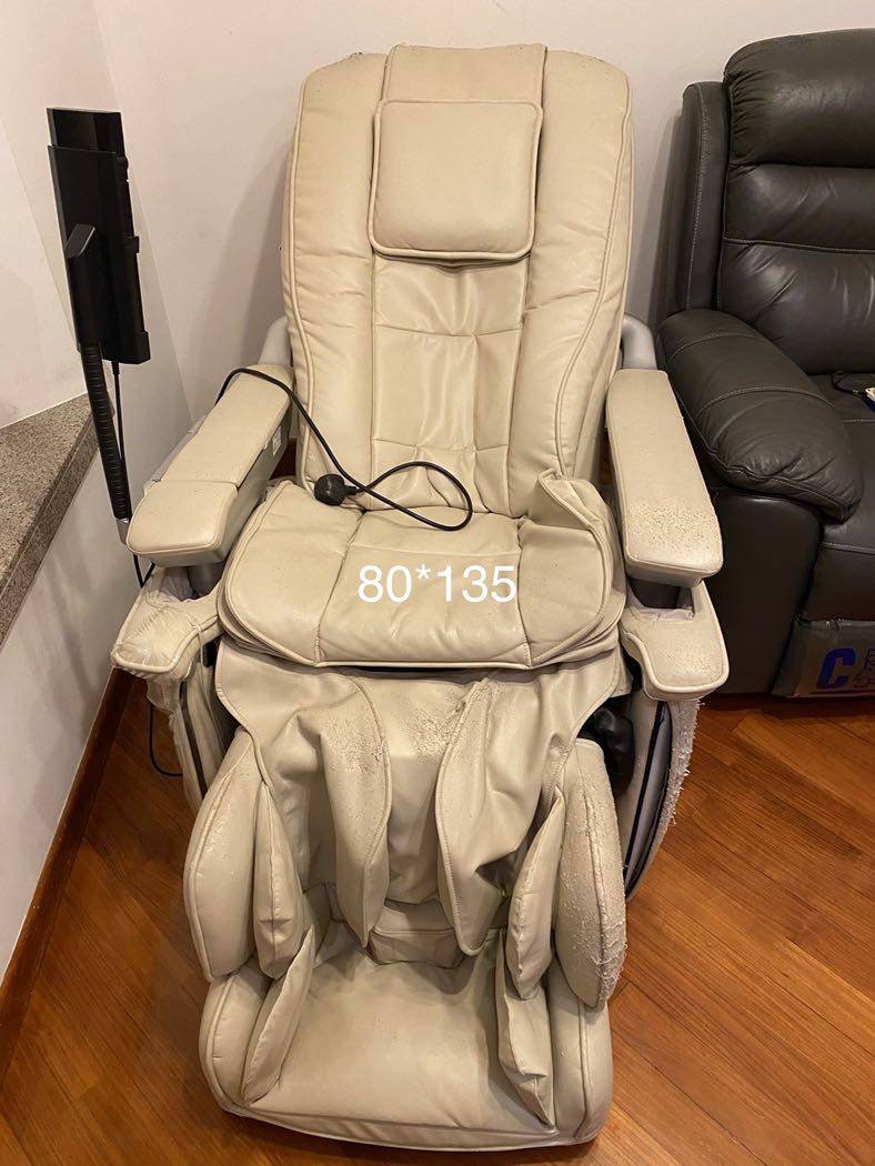 Osim uPilot 按摩椅, 傢俬＆家居, 傢俬, 梳化 - Carousell
