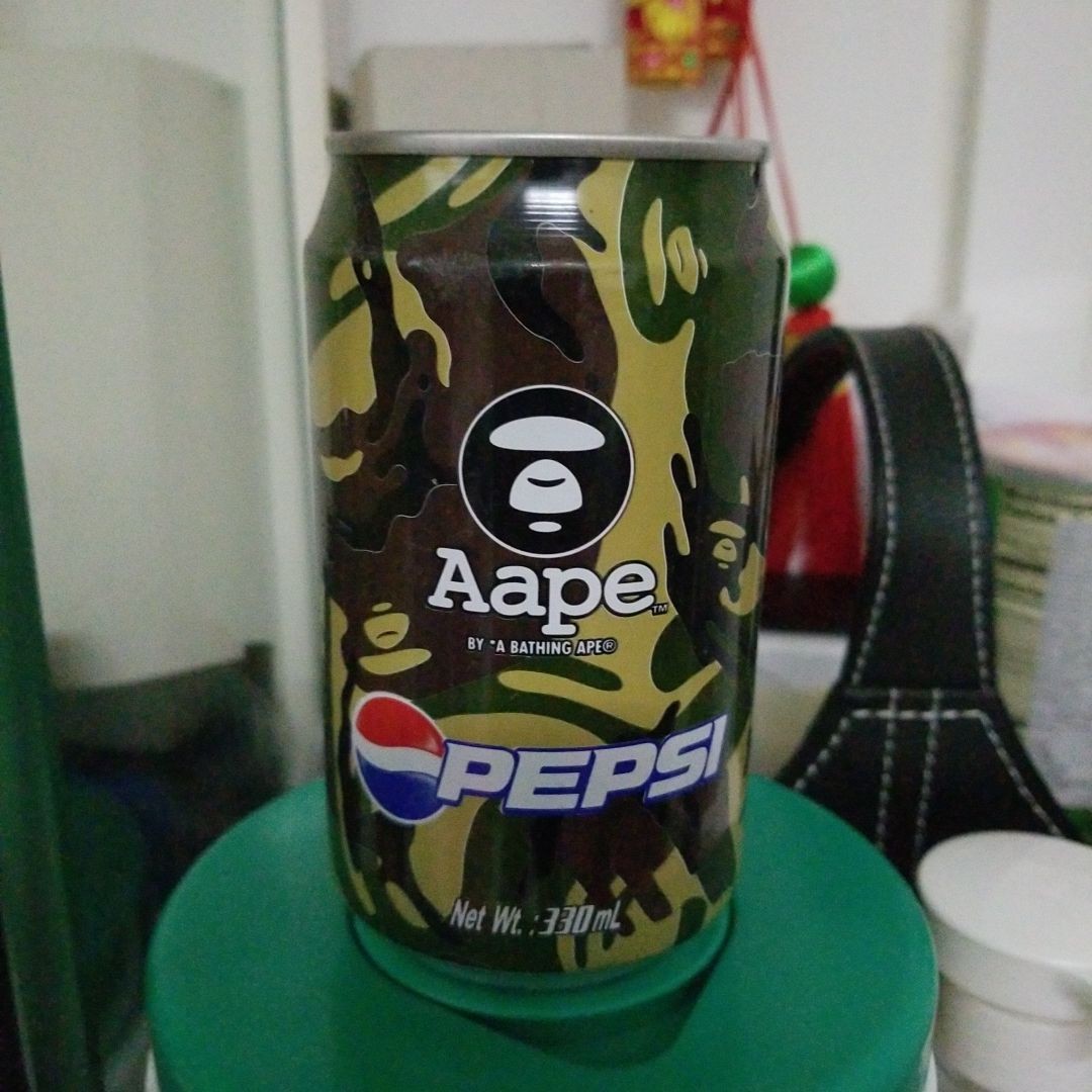 PEPSI X AAPE 330ml, 興趣及遊戲, 收藏品及紀念品, 郵票及印刷品 - Carousell