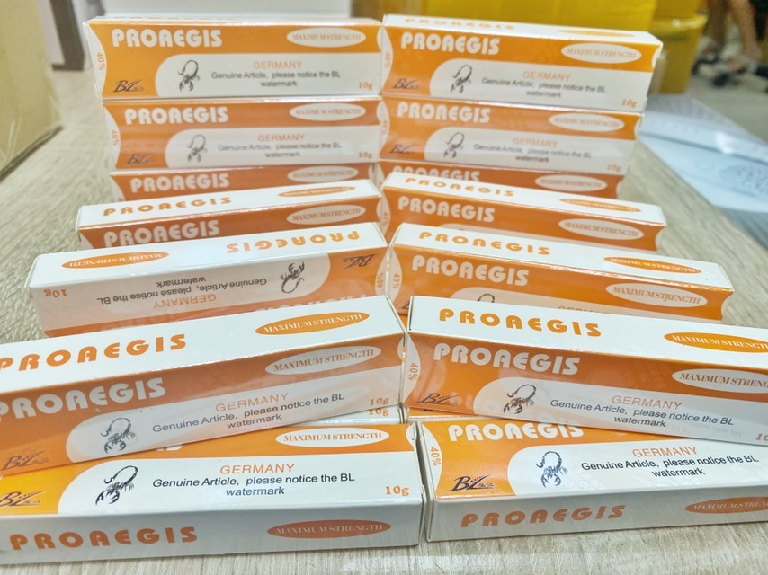 PROAEGIS (40 % LIDOCAINE CREAM) 10 grams (Anesthesia Cream), Beauty ...