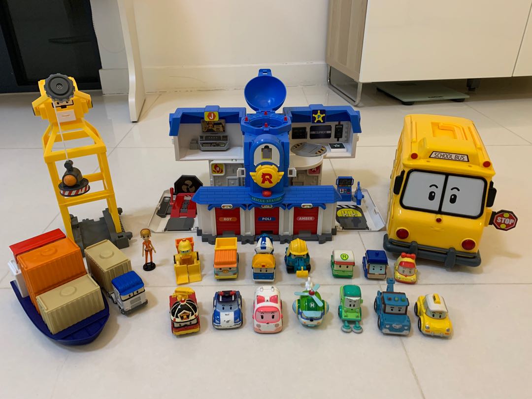Robocar Poli - Entire Set (Headquarter, SchoolB Carrier, Harbor, 15 ...
