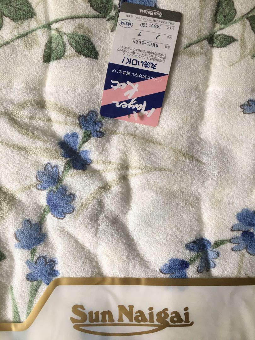 SUN NAIGAI Bed Comforter, Furniture & Home Living, Bedding & Towels on Carousell