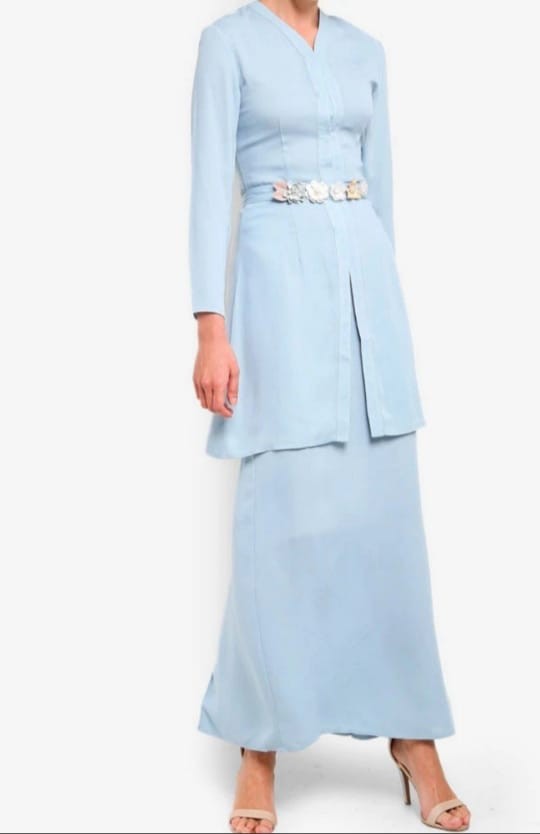 Zalia light blue kebaya, Women's Fashion, Muslimah Fashion, Baju Kurung ...