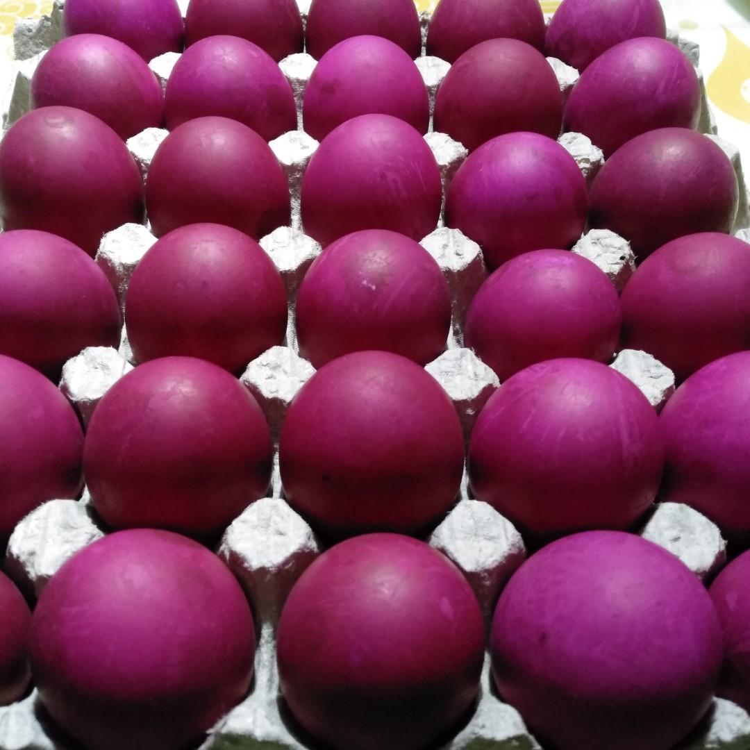 Itlog na Maalat/ Itlog Pula, Food & Drinks, Fresh Produce on Carousell