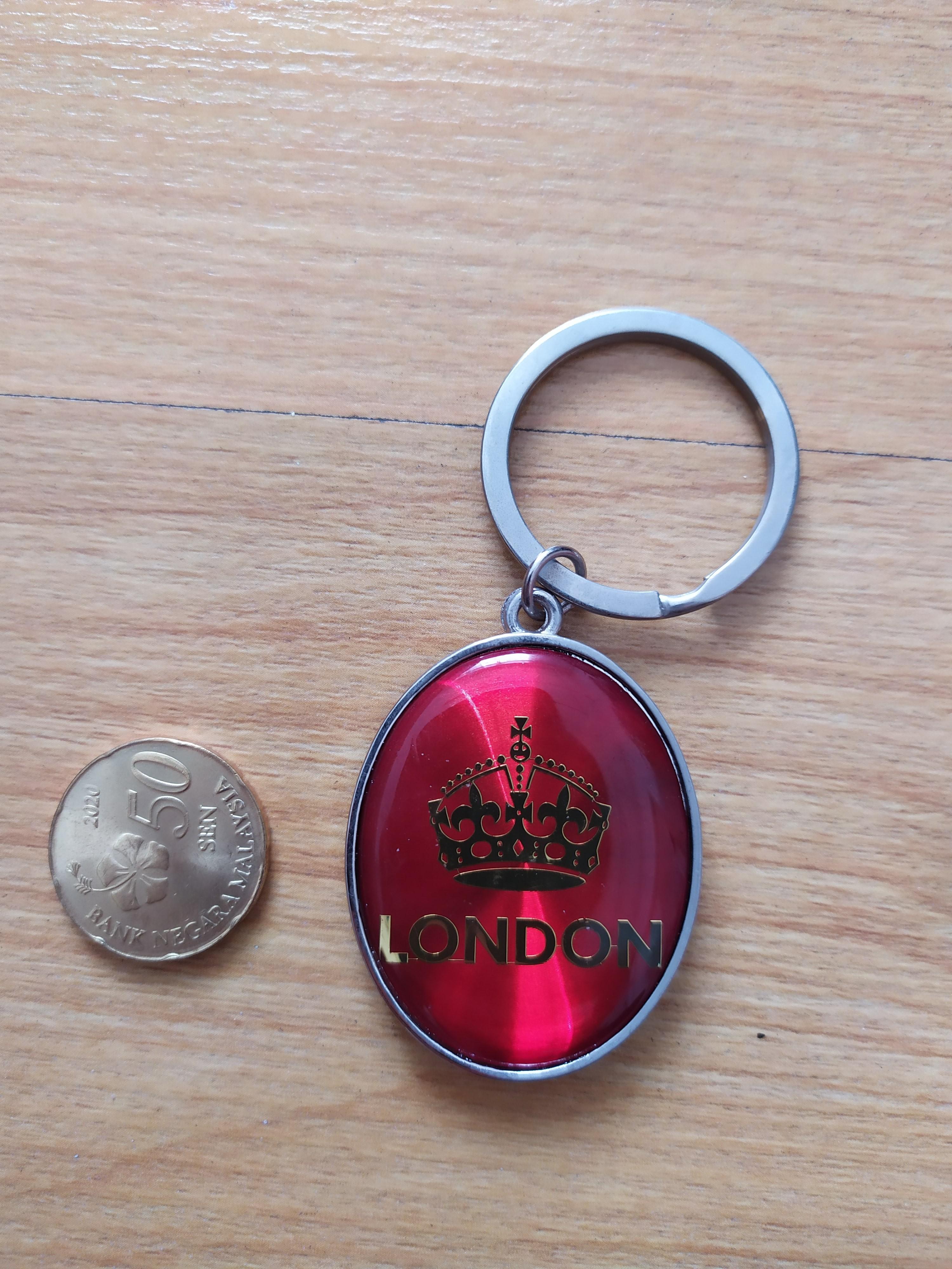 London Keychain 1, Hobbies & Toys, Collectibles & Memorabilia, Vintage ...