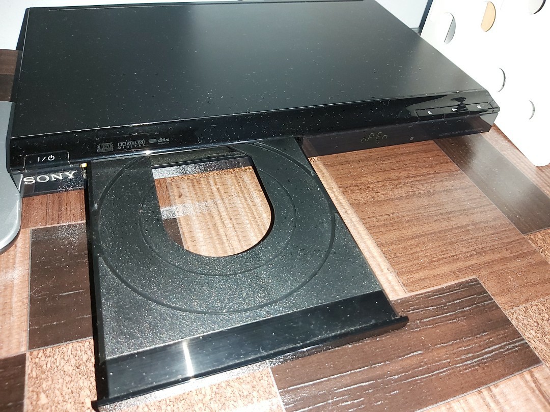 Sony DVD/ CD/ VCD/ MP3 player, Audio, Portable Music Players on Carousell