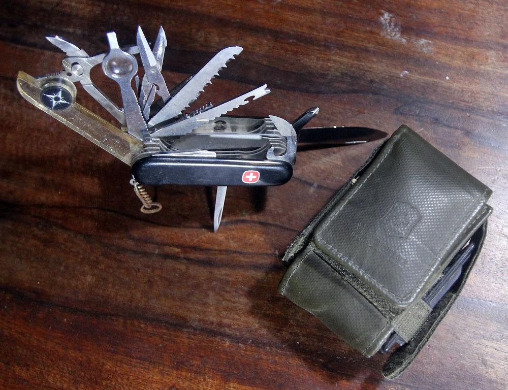 WENGER SWISS ARMY KNIFE MULTI-TOOL, Furniture & Home Living, Home ...