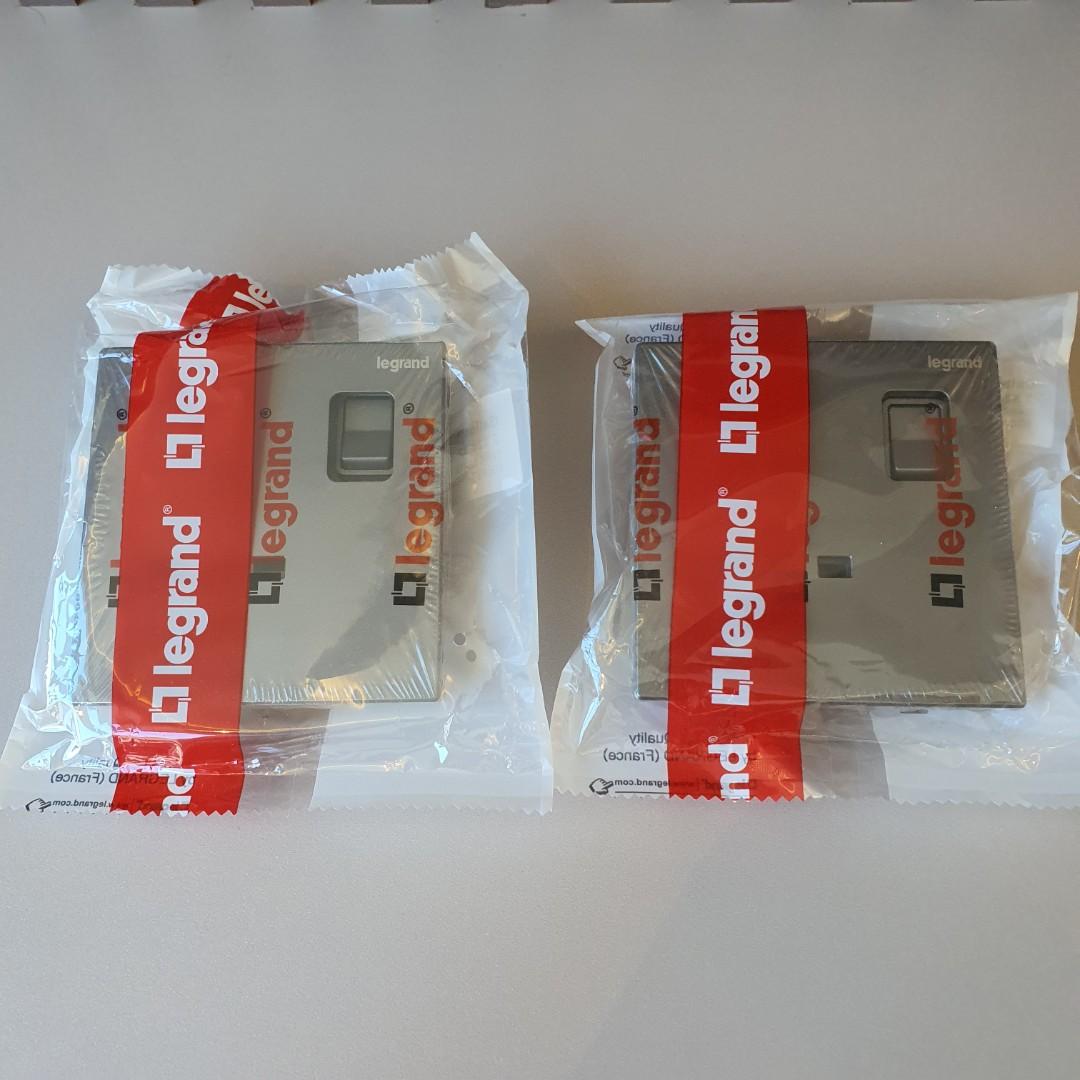 Legrand Galion Dark Silver 1G BS 13A Switched Socket, Electronics ...