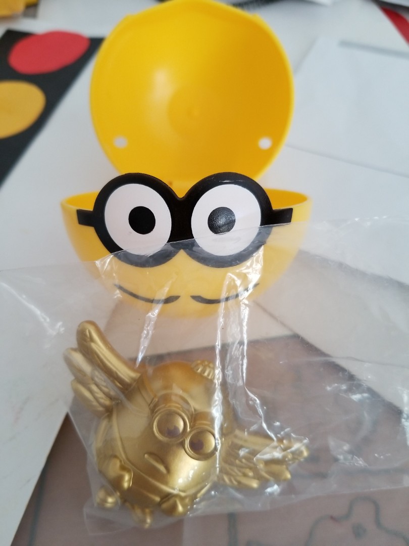 McDonald gold minion, Hobbies & Toys, Toys & Games on Carousell