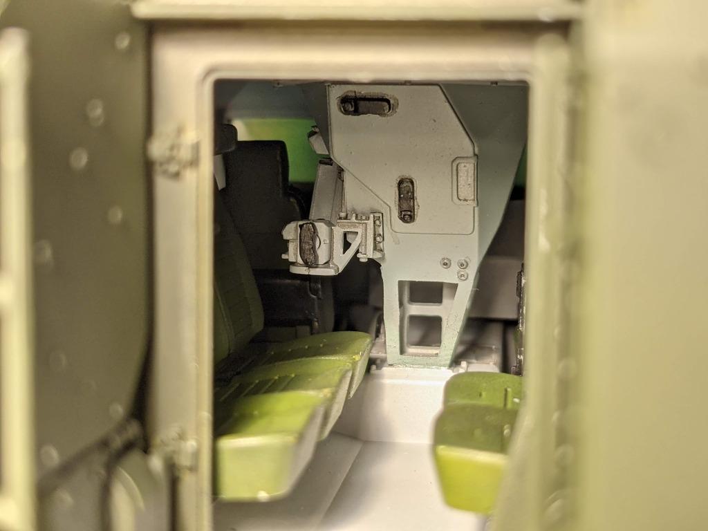 Meng 1/35 model Typhoon-VDV Kamaz K-4386 Russian Armoured Vehicle MRAP ...