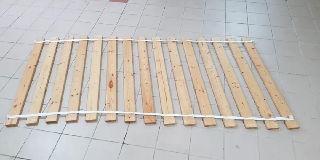 FAST DEAL! IKEA MINNEN extendable single metal bed frame set, Furniture ...