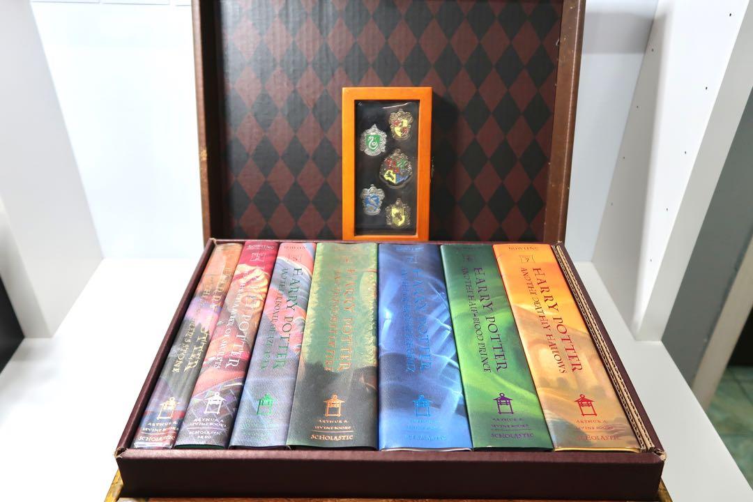 Harry Potter Chest Box Set, Hobbies & Toys, Books & Magazines, Children ...
