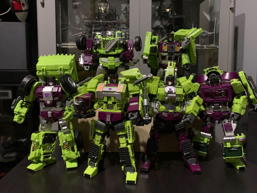 Jinbao Transformer Devastator, Hobbies & Toys, Toys & Games on Carousell