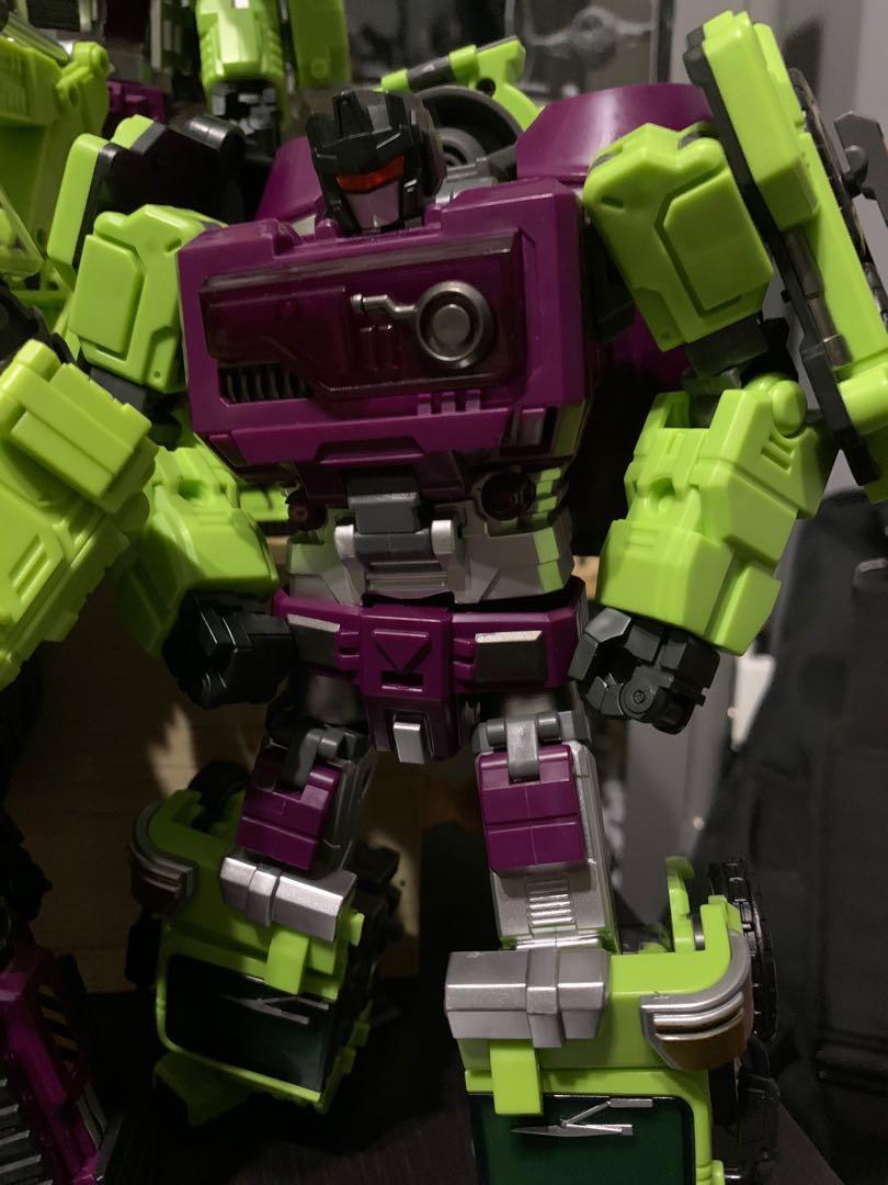 Jinbao Transformer Devastator, Hobbies & Toys, Toys & Games on Carousell