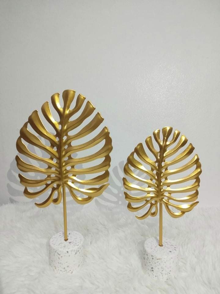 Monstera Leaf Display Set, Furniture & Home Living, Home Improvement ...