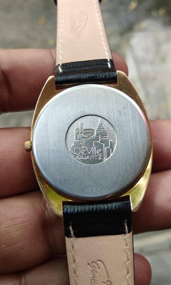 Vintage Omega Quartz movement, Men's Fashion, Watches & Accessories ...