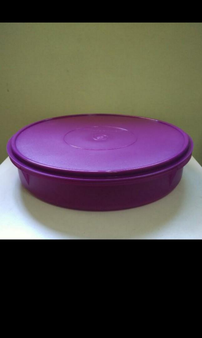 Tupperware Take-A-Lot Small, Furniture & Home Living, Kitchenware ...