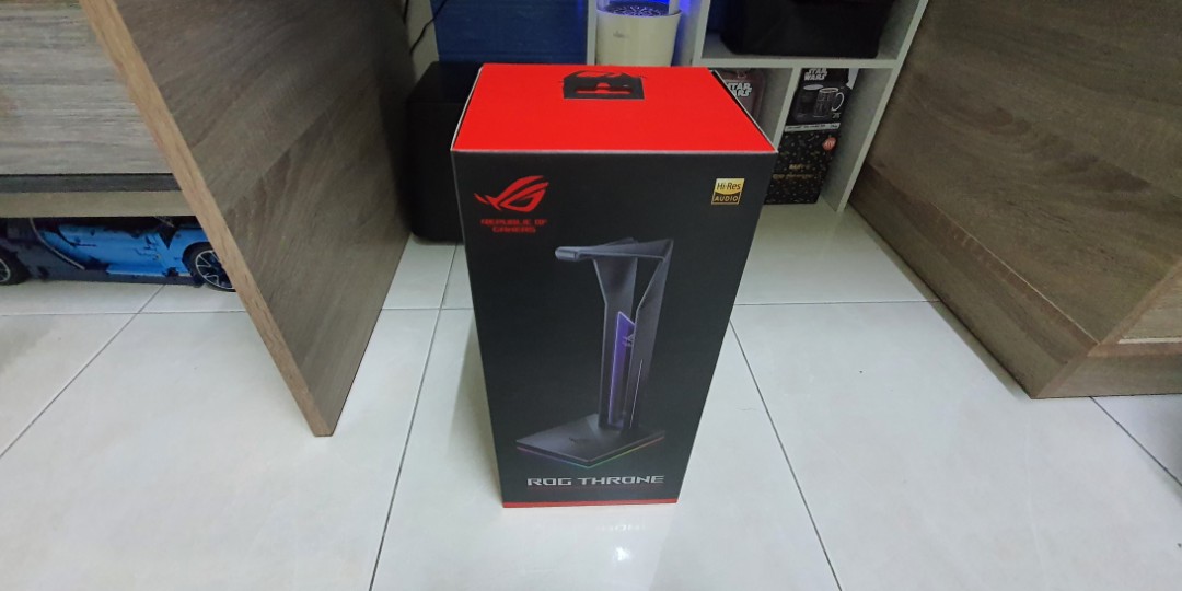 Asus rog throne headset stand, Computers & Tech, Parts & Accessories ...