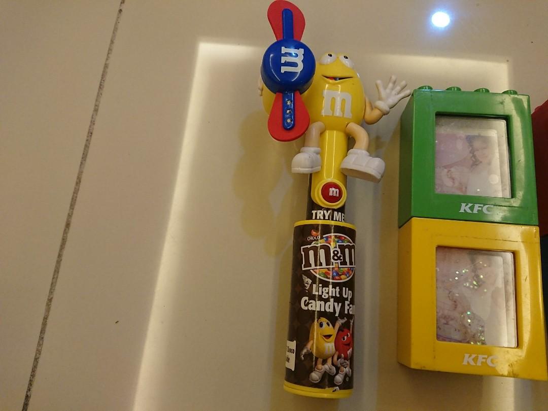 Combo m&m candy fan and kfc photo frame, Hobbies & Toys, Toys & Games ...