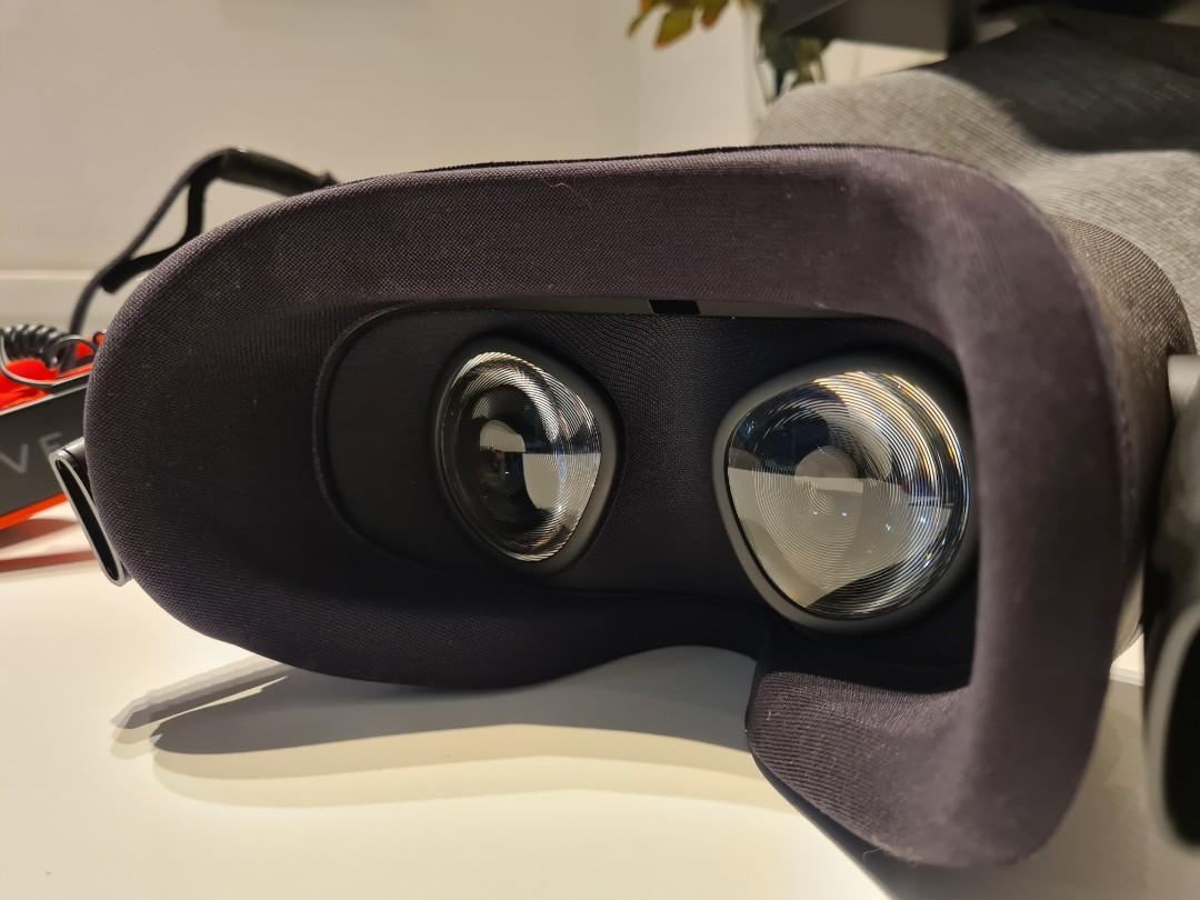 Oculus Quest, Mobile Phones & Gadgets, Wearables & Smart Watches on ...