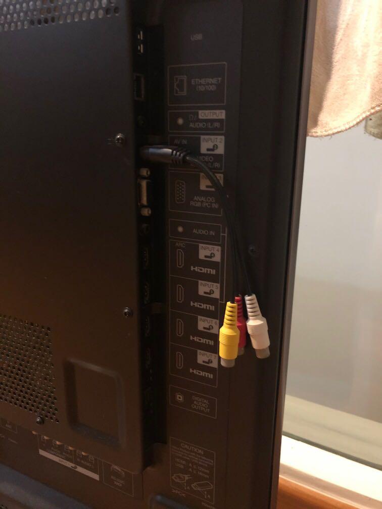 Sharp Aquos 44 inch tv, TV & Home Appliances, TV & Entertainment, TV on ...