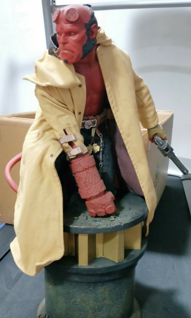 Solid Sideshow HellBoy II The Golden Army, Hobbies & Toys, Toys & Games ...