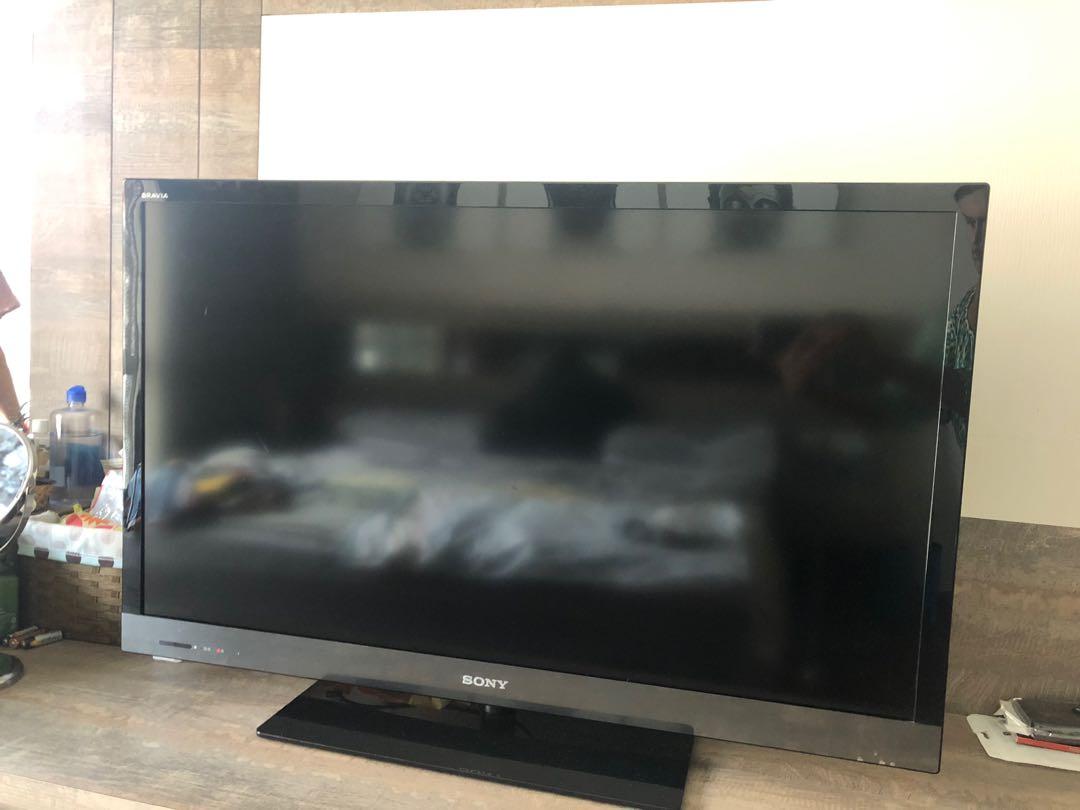 Sony Bravia 40” LED digital colour TV, Home Appliances, TVs ...