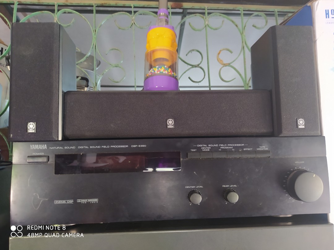 Yamaha DSP-E390 AV amplifier with satellite speakers, Audio, Soundbars ...